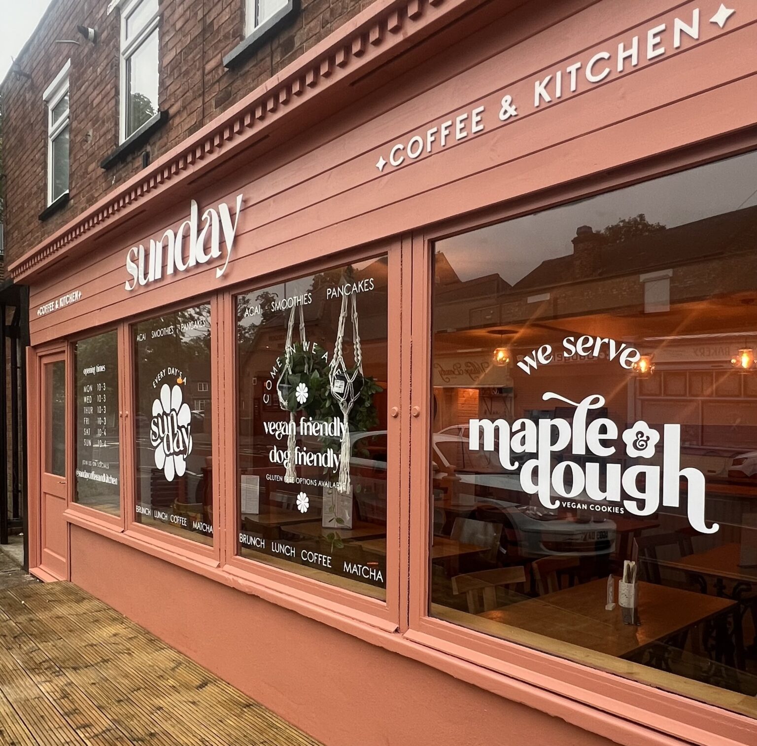 Sunday – Coffee & Kitchen